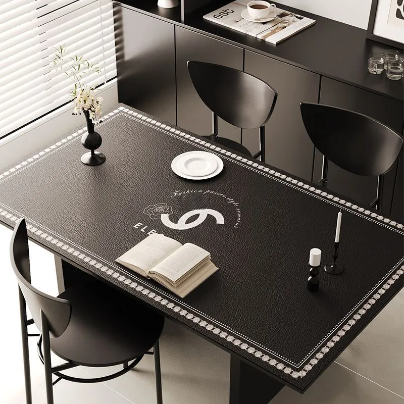 Heat-resistant round tablecloth with waterproof 100% polyester ...