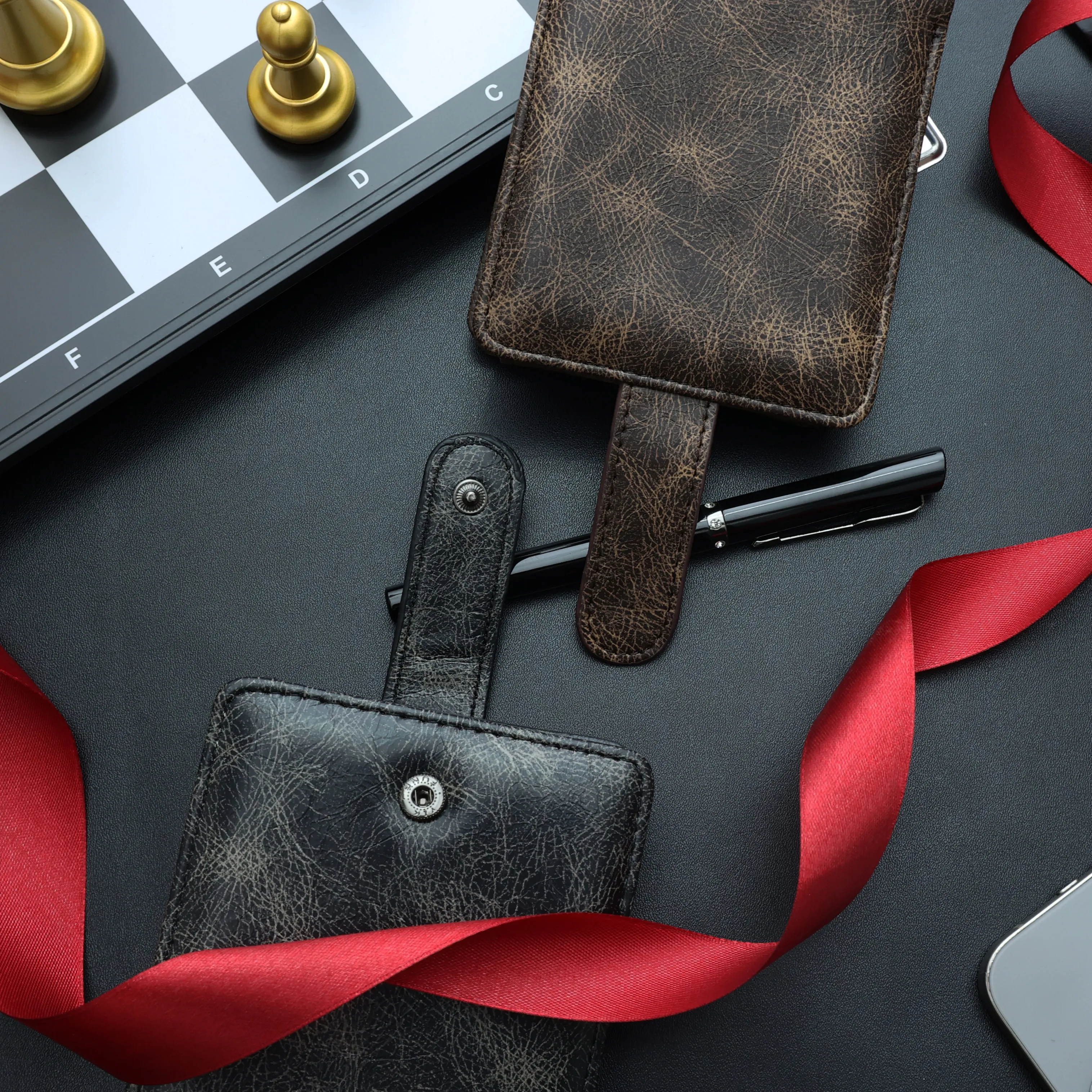 Wallets Men's Distressed Crackle Texture Bifold Wallet - Brown/Black PU ...