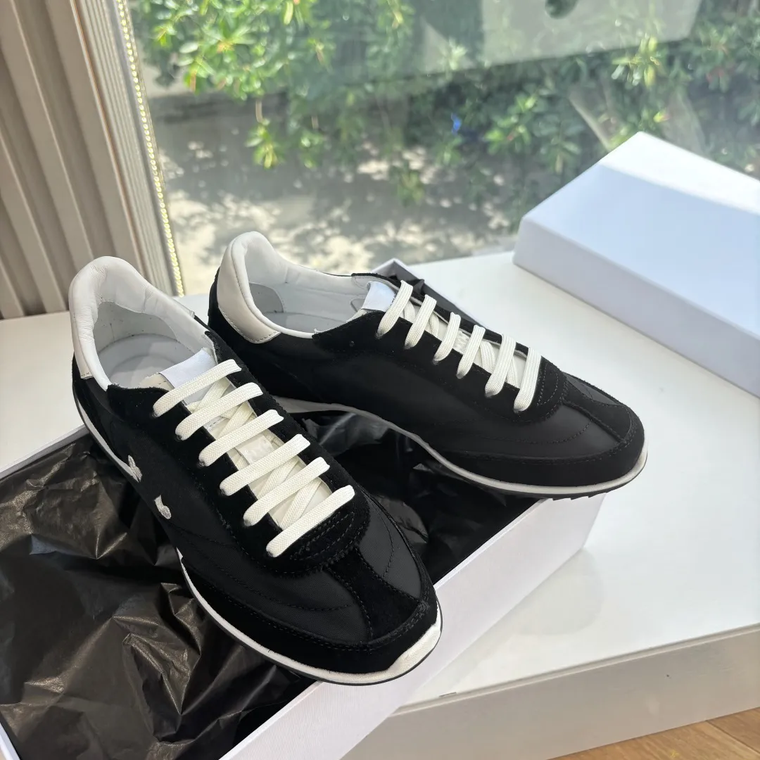 Bulk Women's Fashion Sneakers: Oversized Casual Shoes In Leather, Suede ...