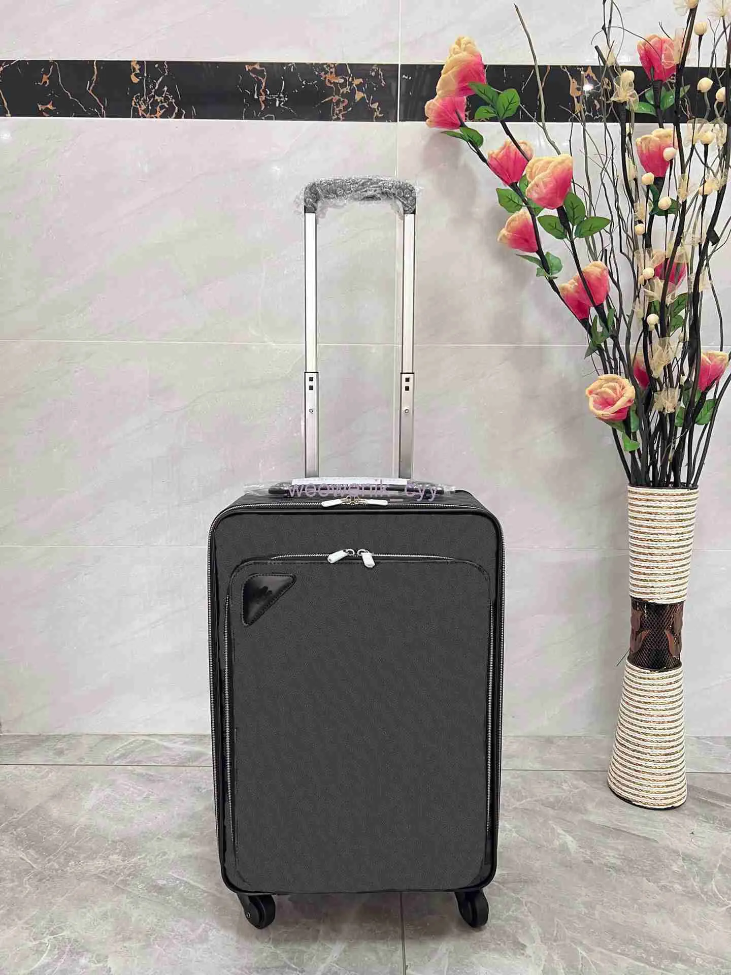 Pegase Cabin Size 4-Wheel Rolling Trolley Case Designer Travel Suitcase ...