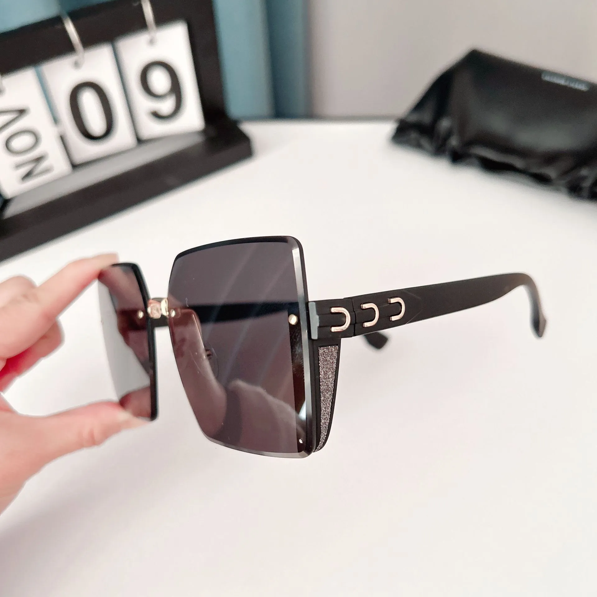 Chrome sunglasses with polycarbonate frames and mixed-color lenses for ...