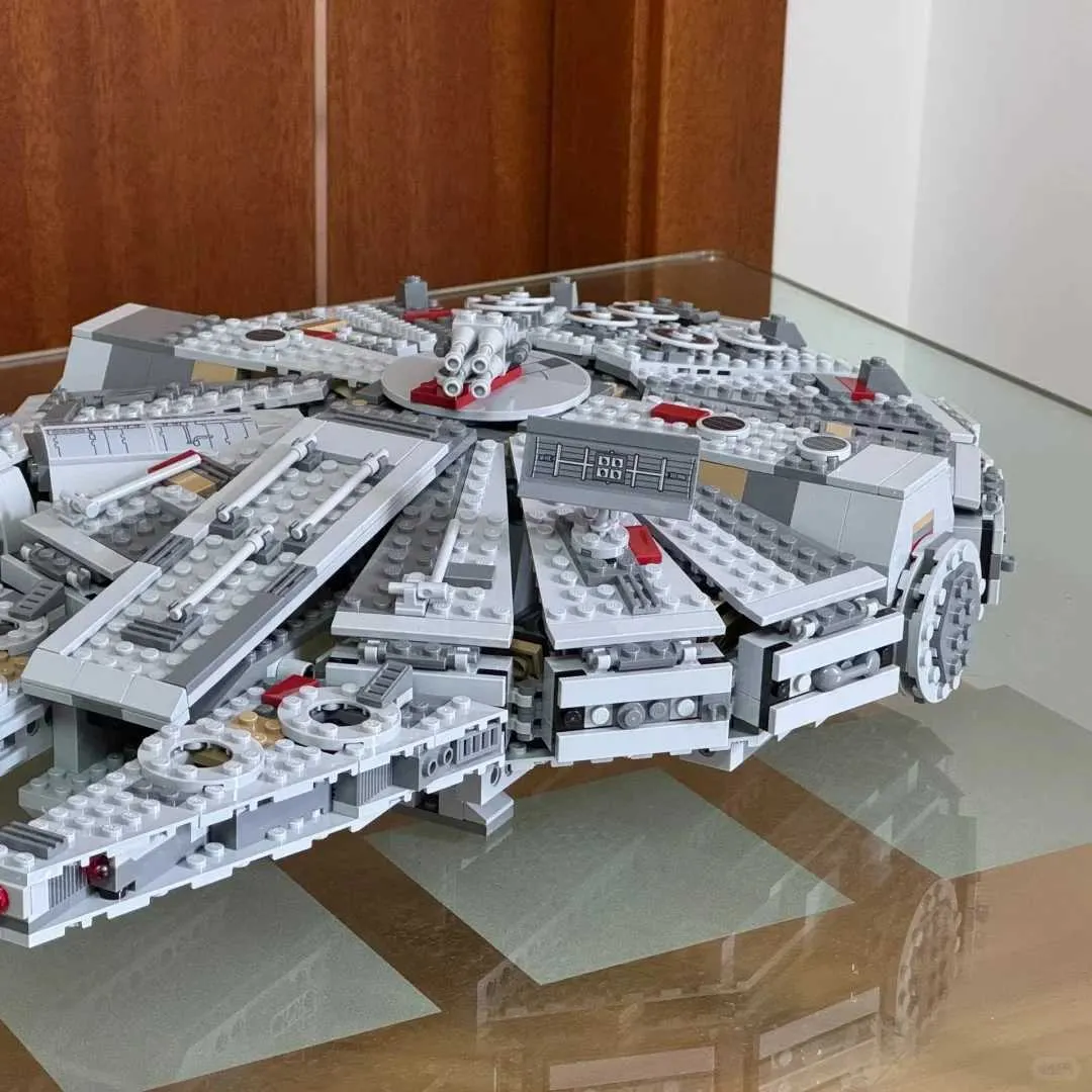 Space Wars Inspired Millennium Falcon Building Blocks Set, Stars ...