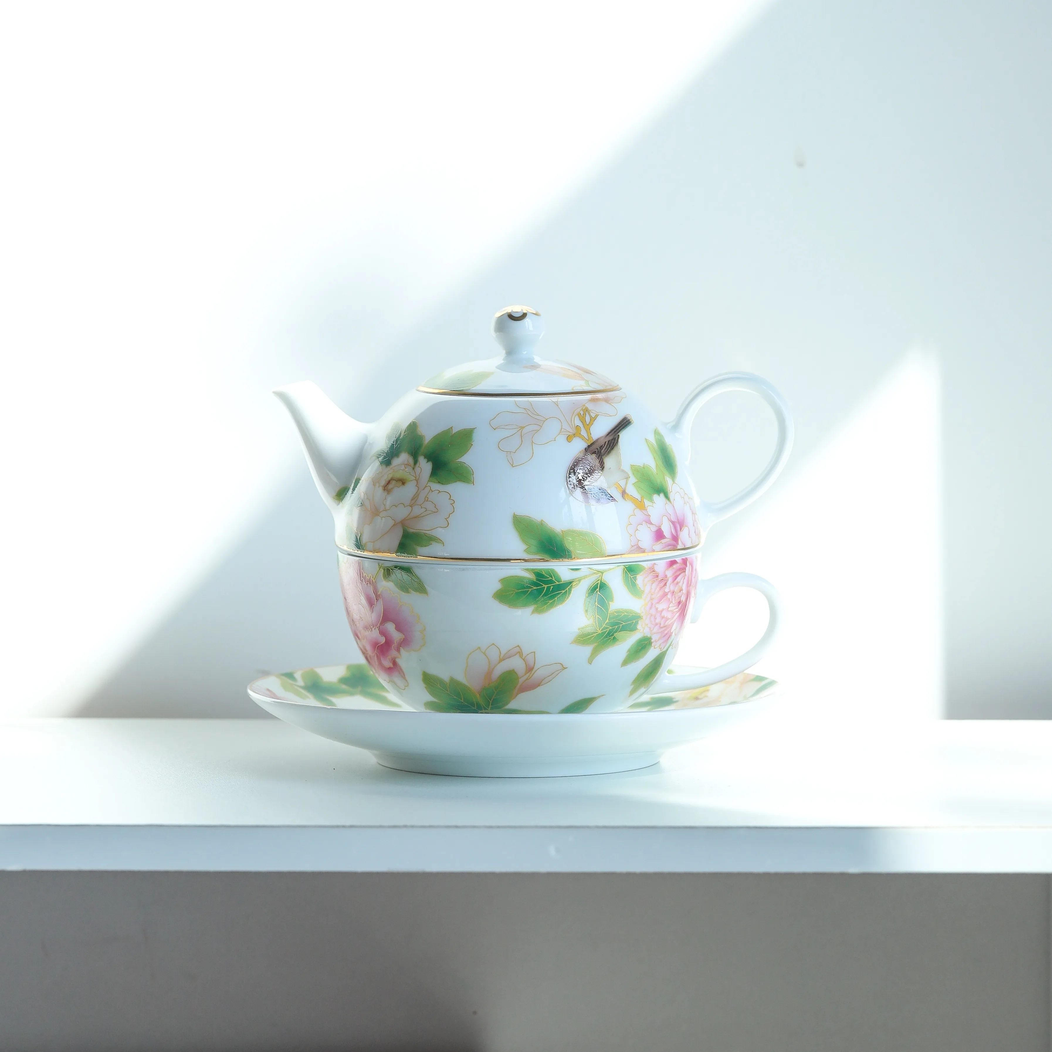 Hand Painted Chinese Porcelain Mother And Child Mug Of Tea With Gold ...