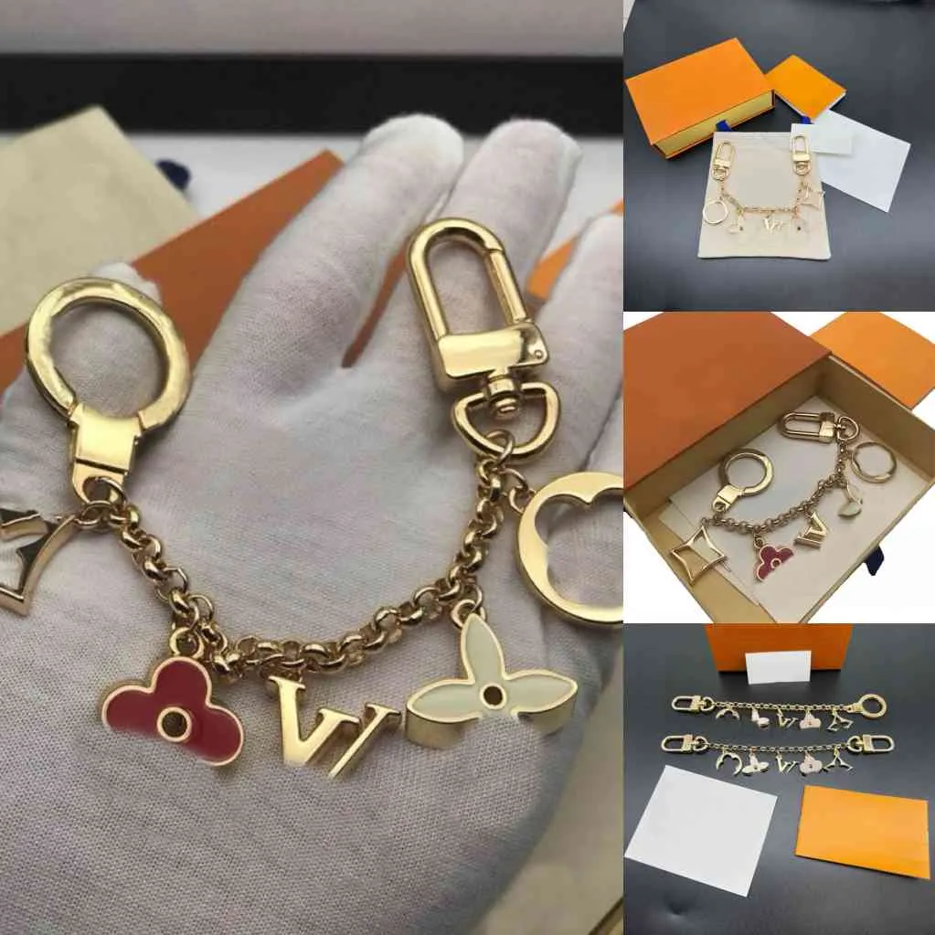 Luxury Keychain Designer Bag Charm Key Chain Wallet Ornaments White ...