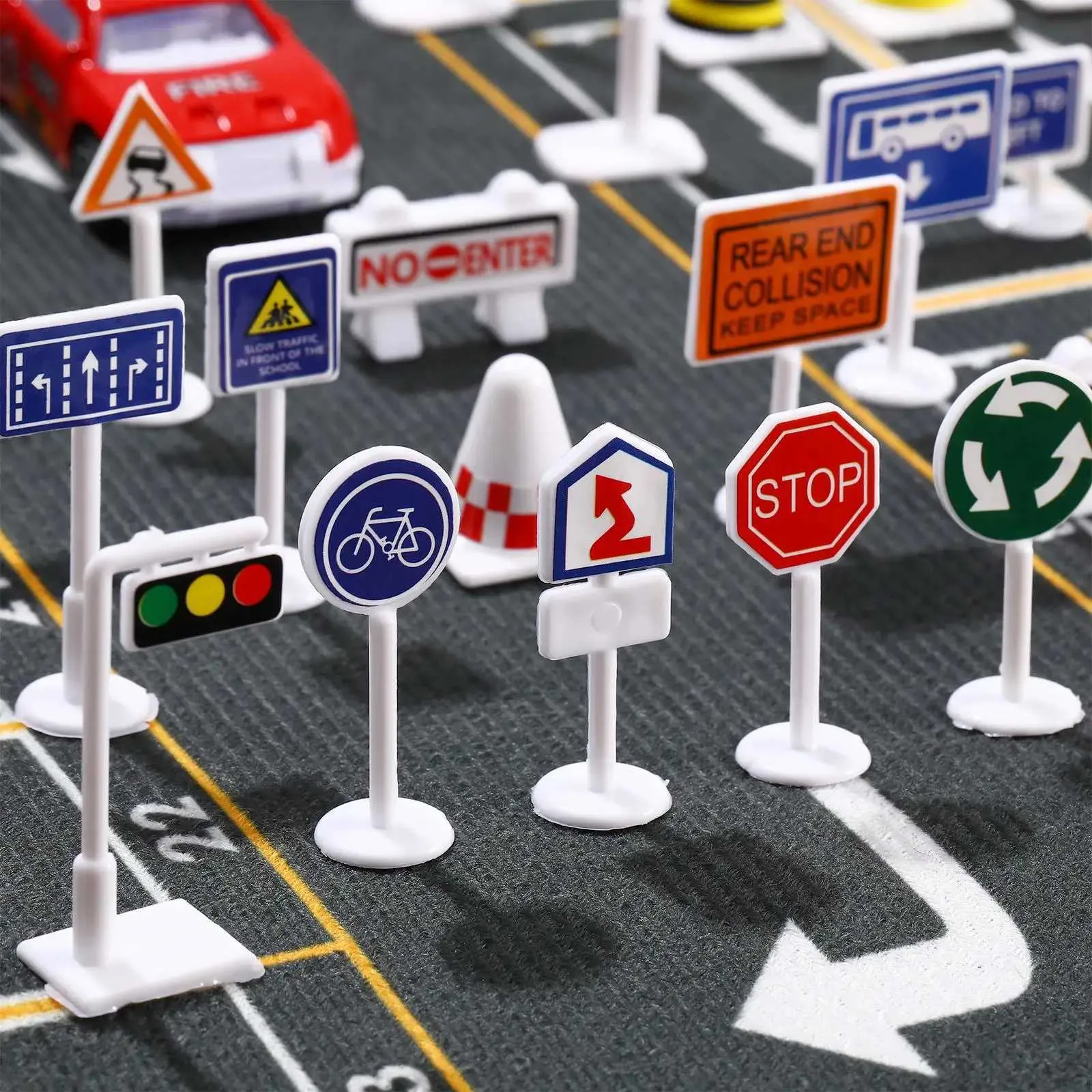 X250402 Play Traffic Signs Set Children's... From Time_brocade1, $8.01 ...