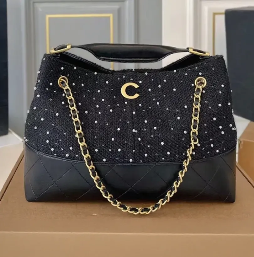 Luxury Designer Shoulder Chain Bag With Elegant Chain Handles And ...