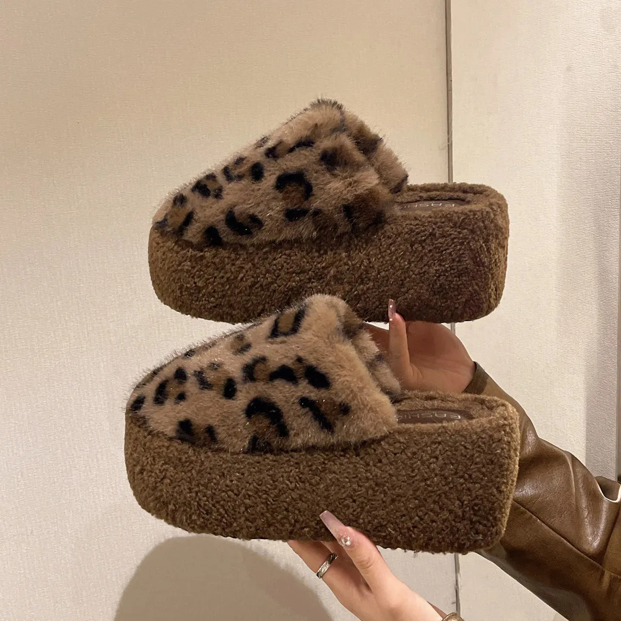 Wedge Slippers for Women Plush Pull-On Leopard Print Platform Outdoor ...