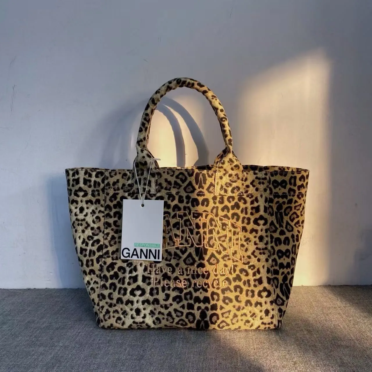 ANNIBAO Leopard Print Woven Tote With Shoulder Strap Large Capacity ...