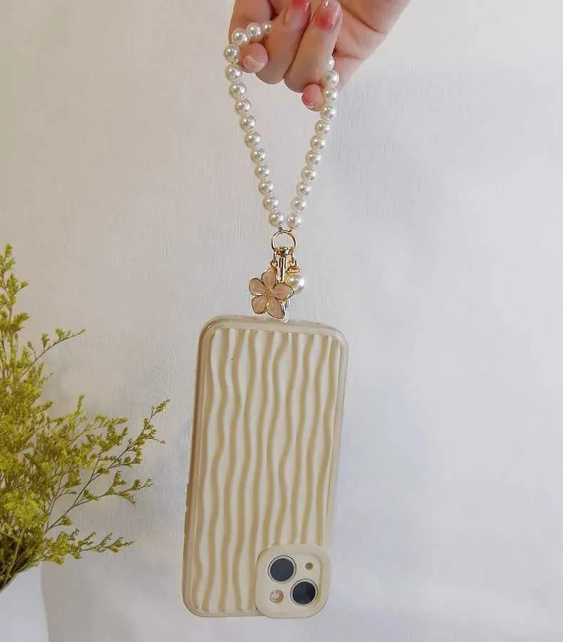 Resin Pearl Bead Shell Car Keychain with Crystal Pillar Pattern for ...