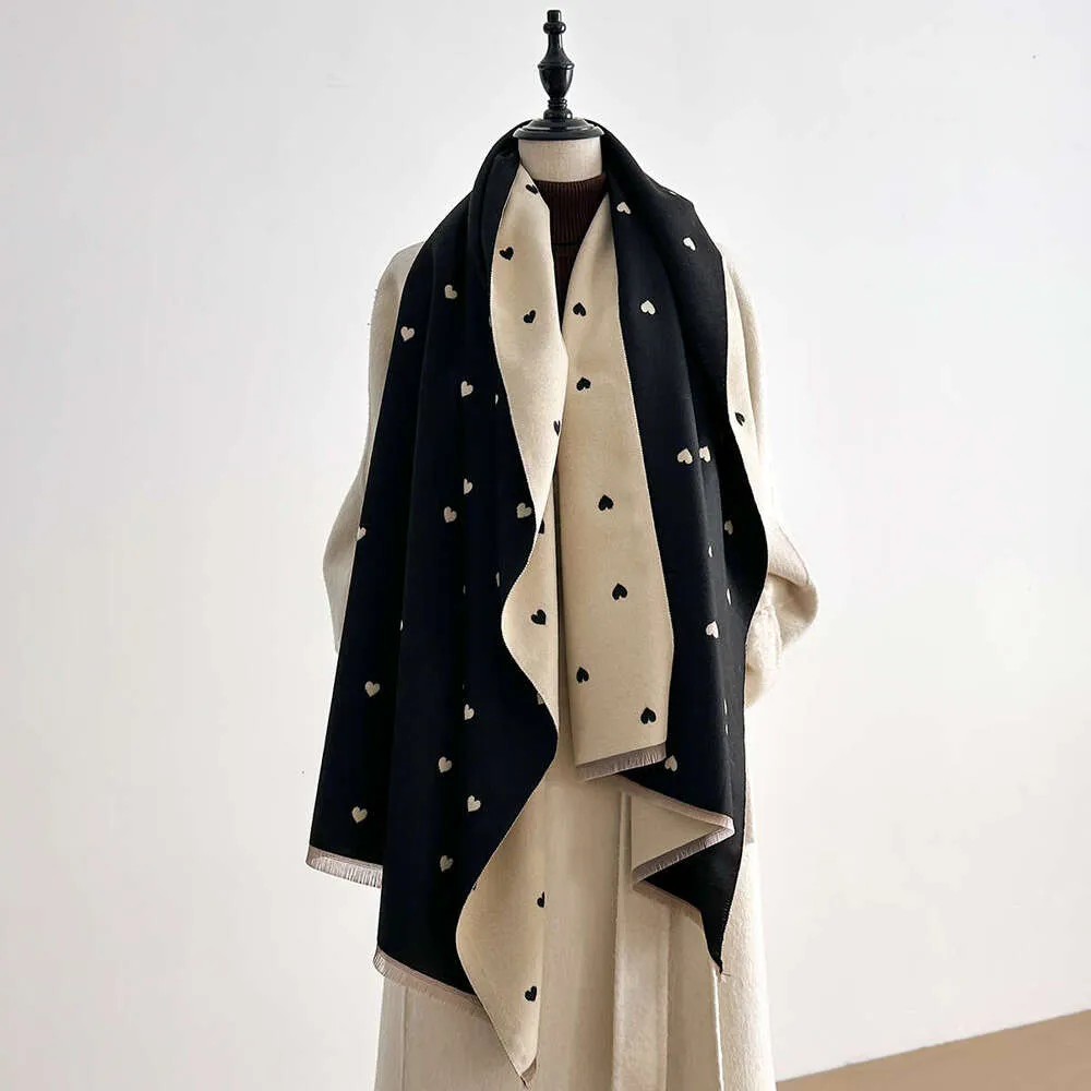 Double-sided Heart-shaped Texture Color-blocking Cashmere Pashmina ...