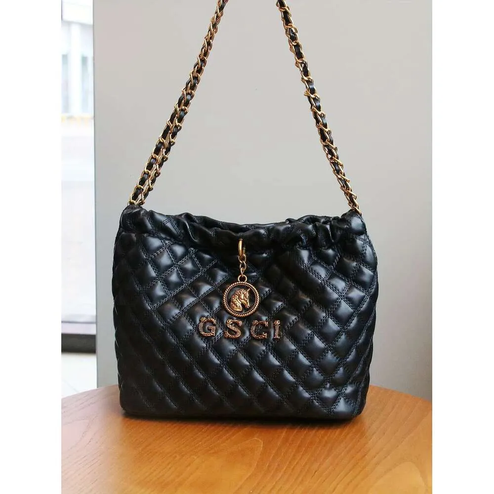 Quilted Chain Shoulder Tote Bag in Soft PU Leather with Magnetic Hasp ...