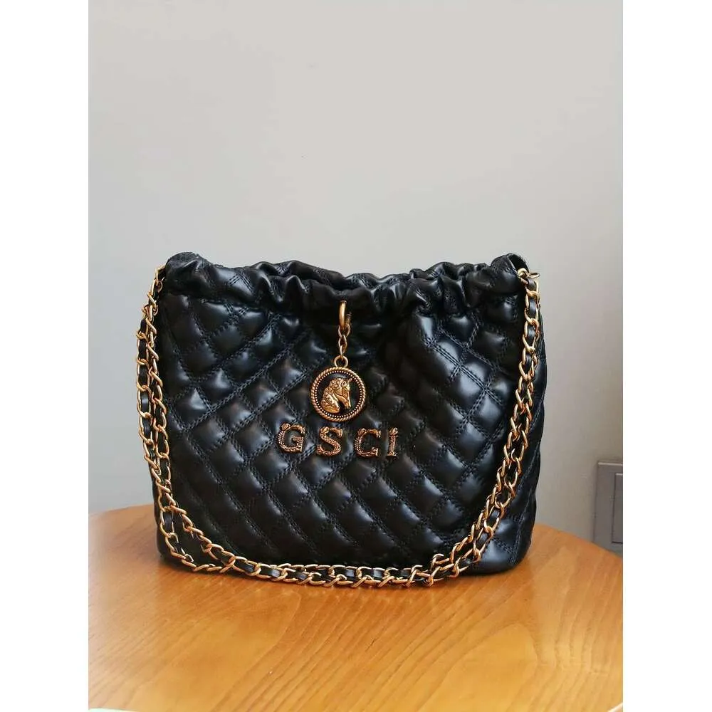 Quilted Chain Shoulder Tote Bag in Soft PU Leather with Magnetic Hasp ...