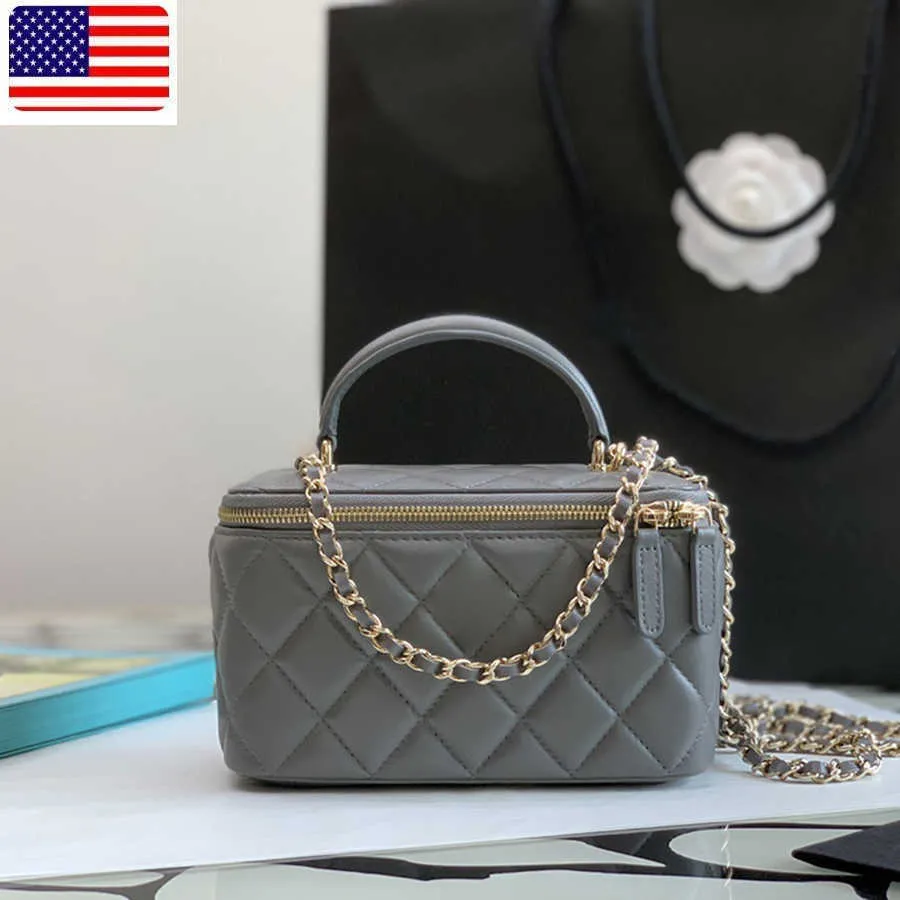 Designer Cosmetic Bags Leather Vanity Case Handbag with Zipper Closure ...