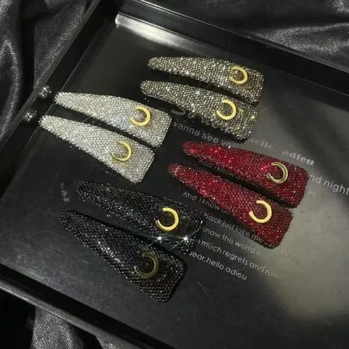 Classic Women's Hair Clips Designer Letter Shark Clips in White and ...