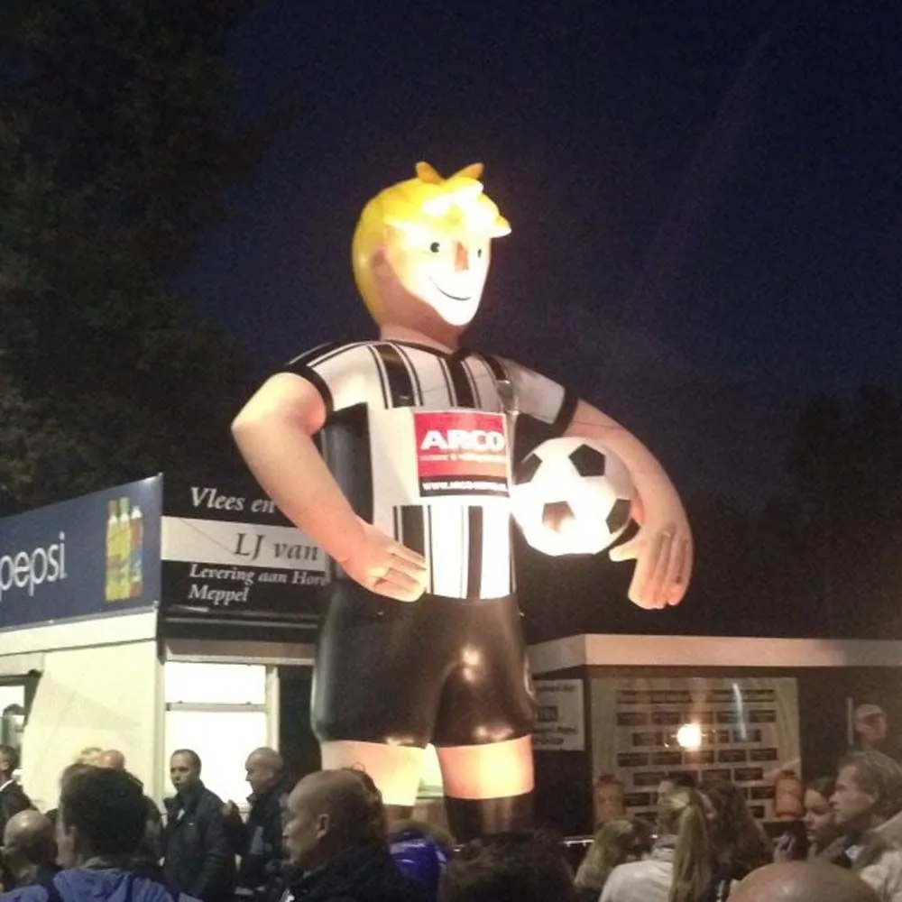 Giant Inflatable Football Player 12m Height, 40ft... From Inflation ...