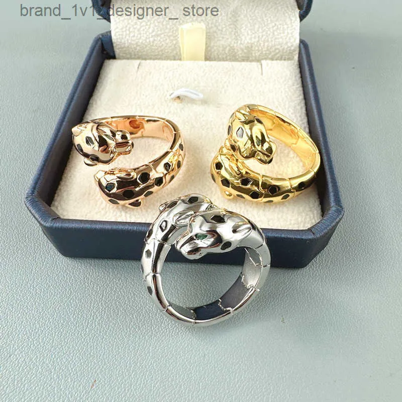 Cluster Rings Gold Plated Brass Cluster Ring with Cubic Zirconia Green ...