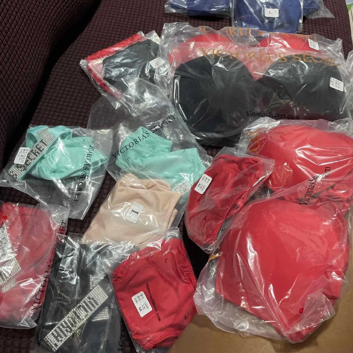 Womens Seamless Underwire Bra with Rhinestone Shoulder Straps, 48 Band ...