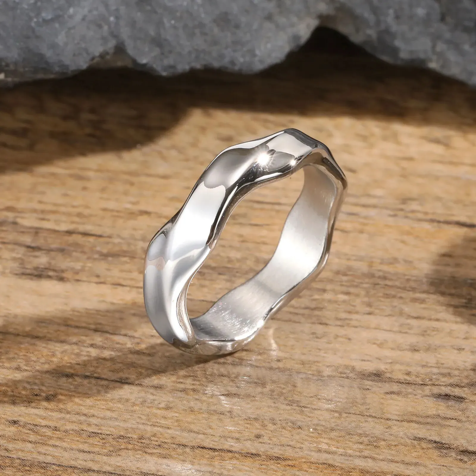 Simple Mobius Stainless Steel Finger Band Ring for Men Boys with Onyx ...