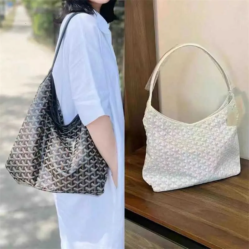 2025 Designer Dog Commuter Goyard Dog Tooth Bag With Large Capacity For ...