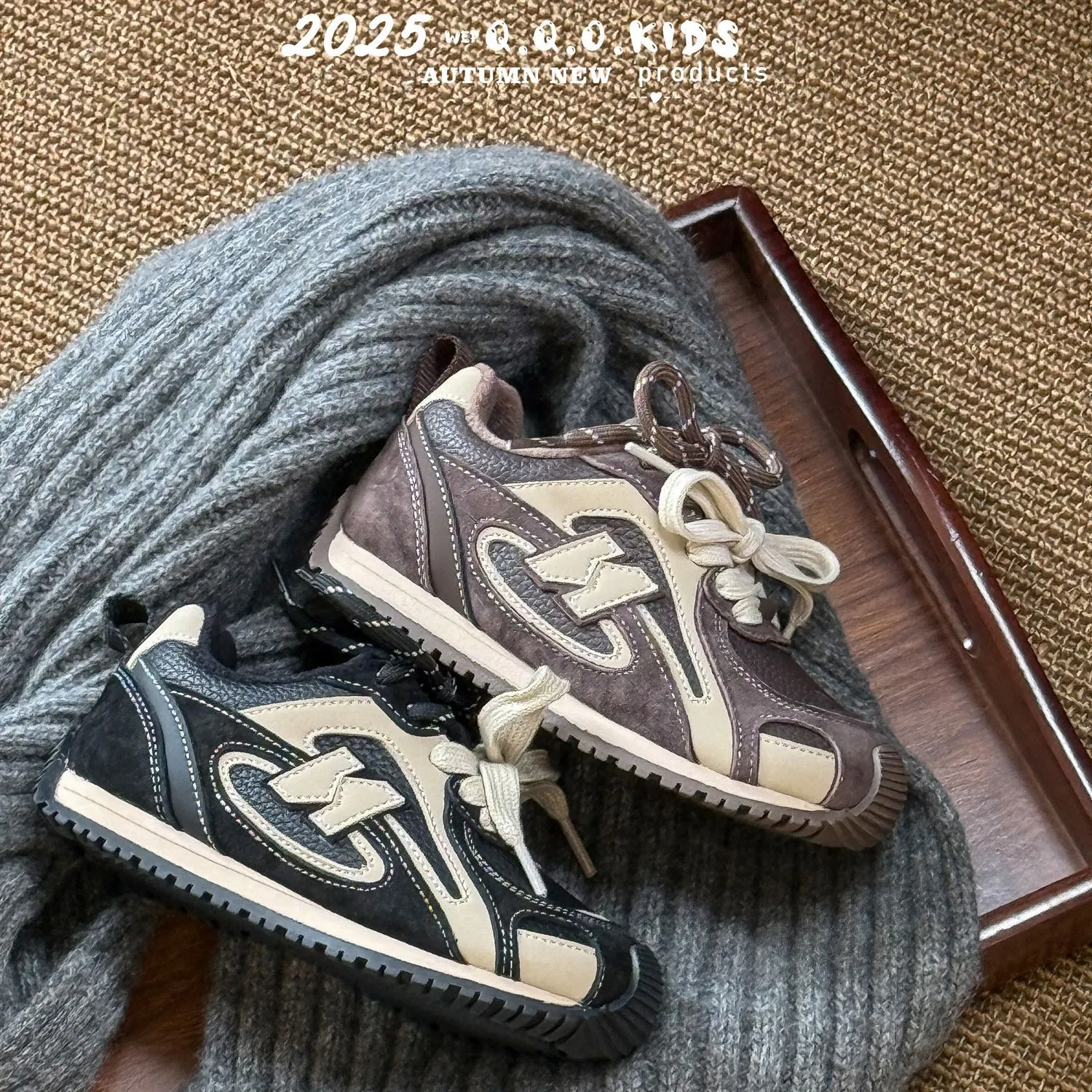 Breathable lightweight kids running shoes with synthetic mesh upper and ...