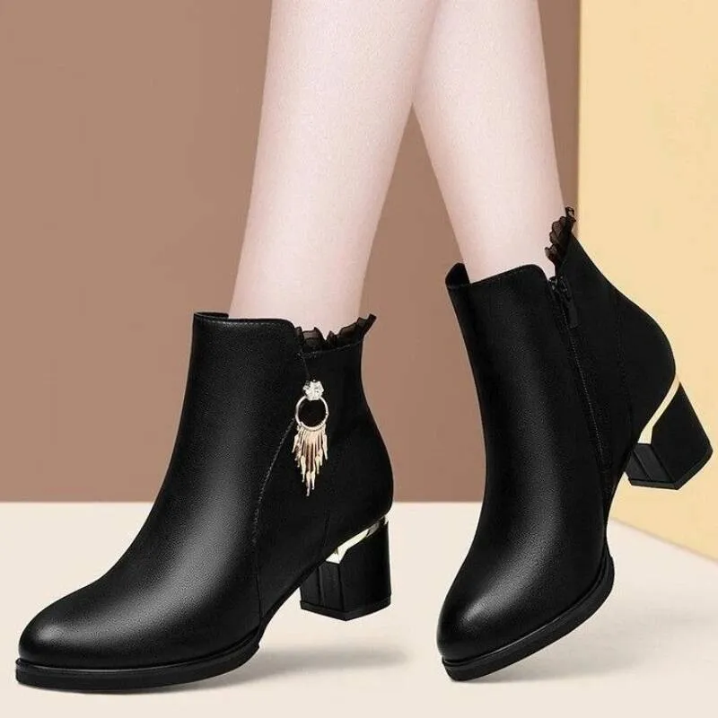 Women's Black Leather Ankle Booties Winter Boots with Fur Lining and ...