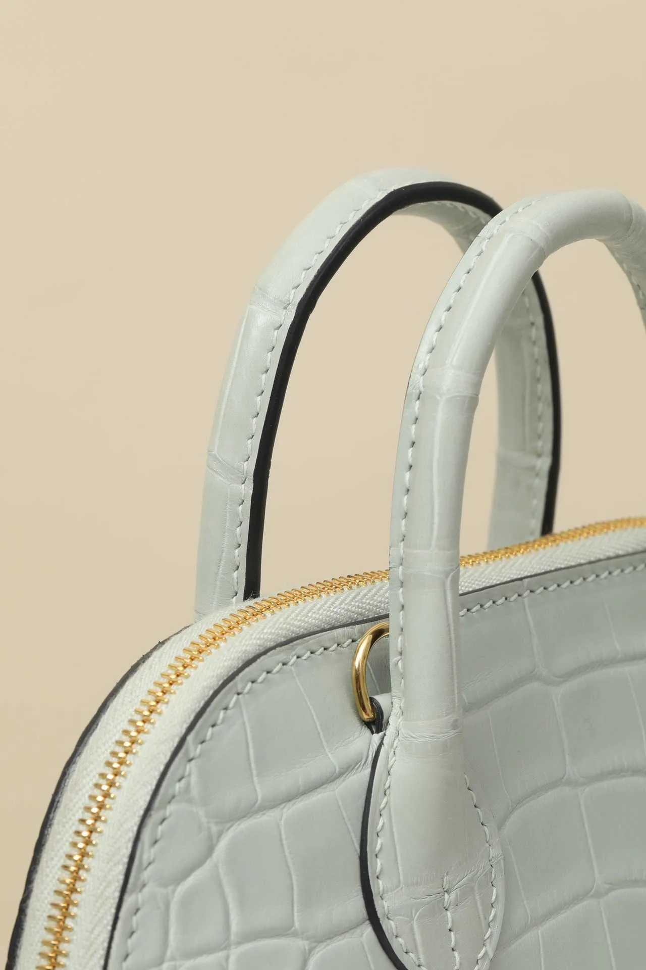 Mini Genuine Leather Shell Tote Bag for Women with Zipper Closure and ...