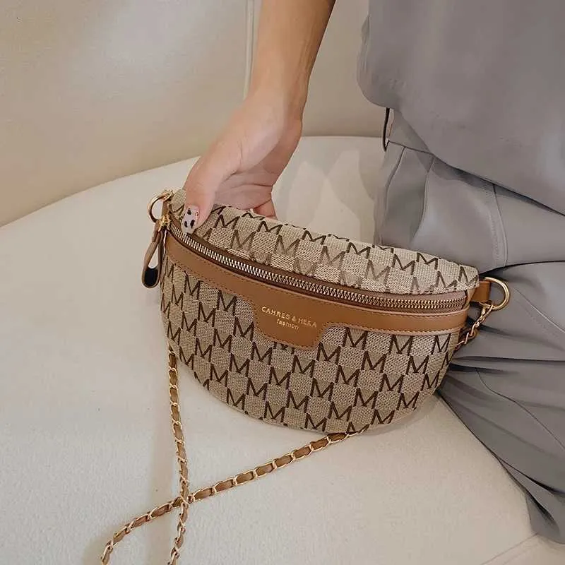 Fashion Letter Printed Crocodile-Patterned Sport Fanny Pack Wide Strap ...