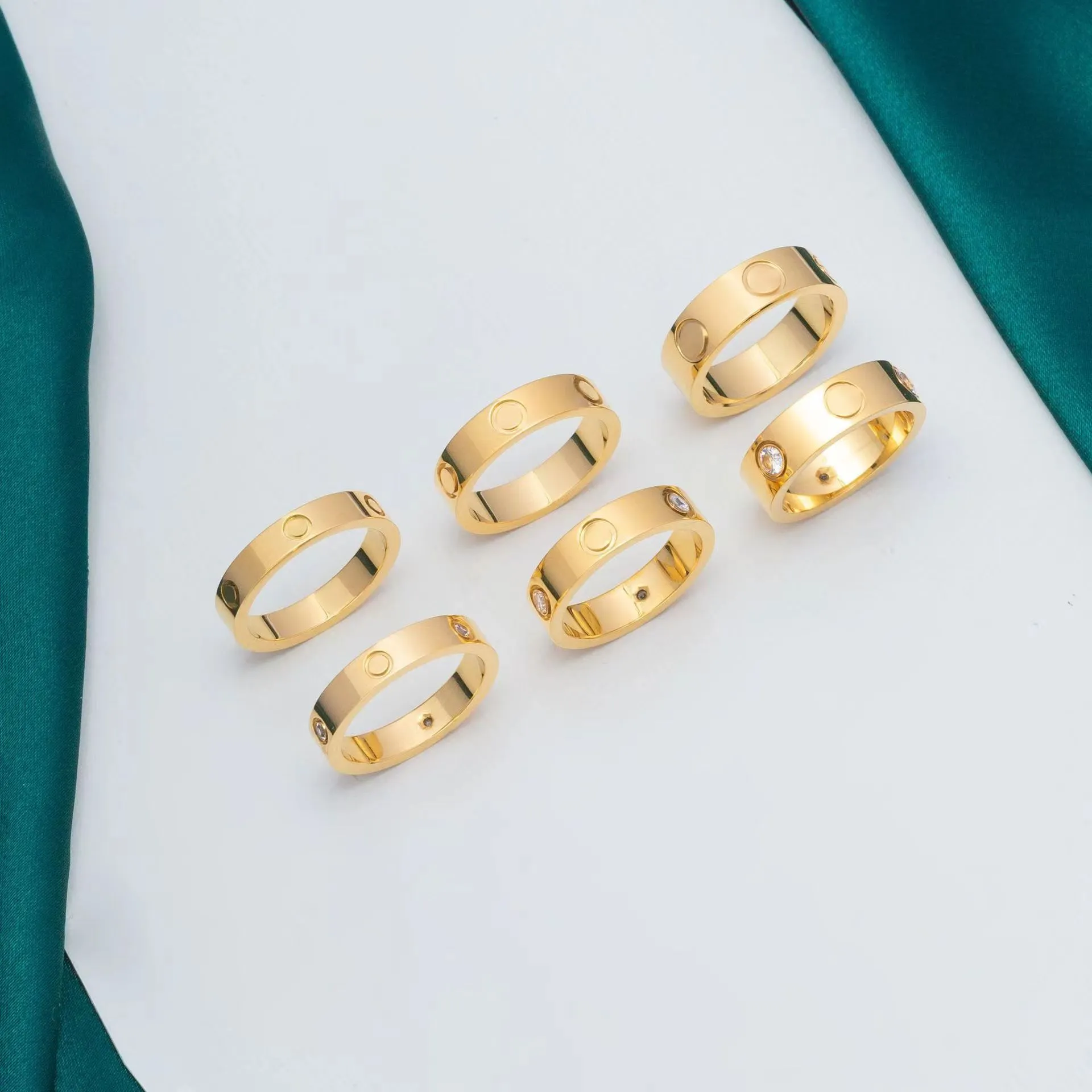 Unisex titanium alloy ring with heart pattern, rhodium plated stainless ...