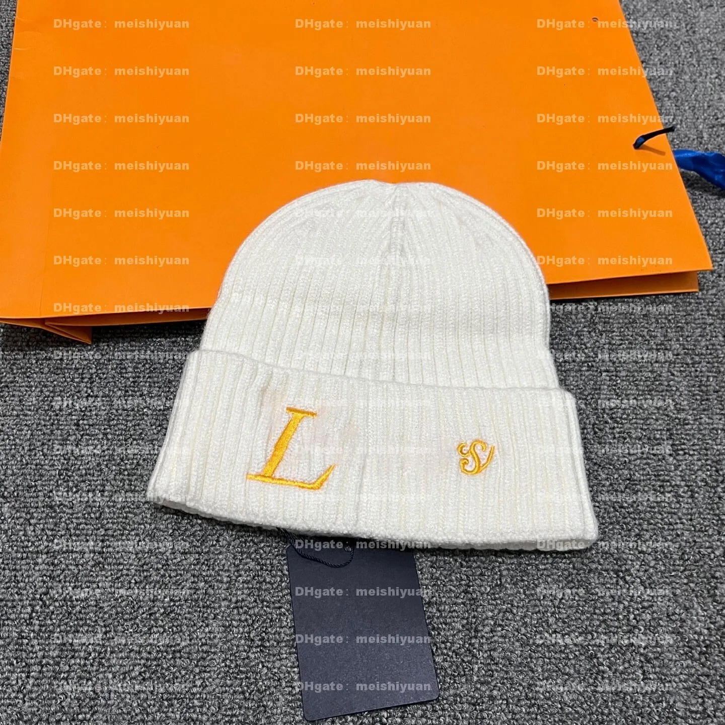 Designer Wool Beanies Warm Knitted Thermal Skull Caps For Men And Women ...