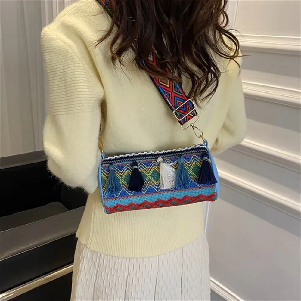 Women Polyester Crossbody Bag with Tassel Zipper Closure Extra Large ...