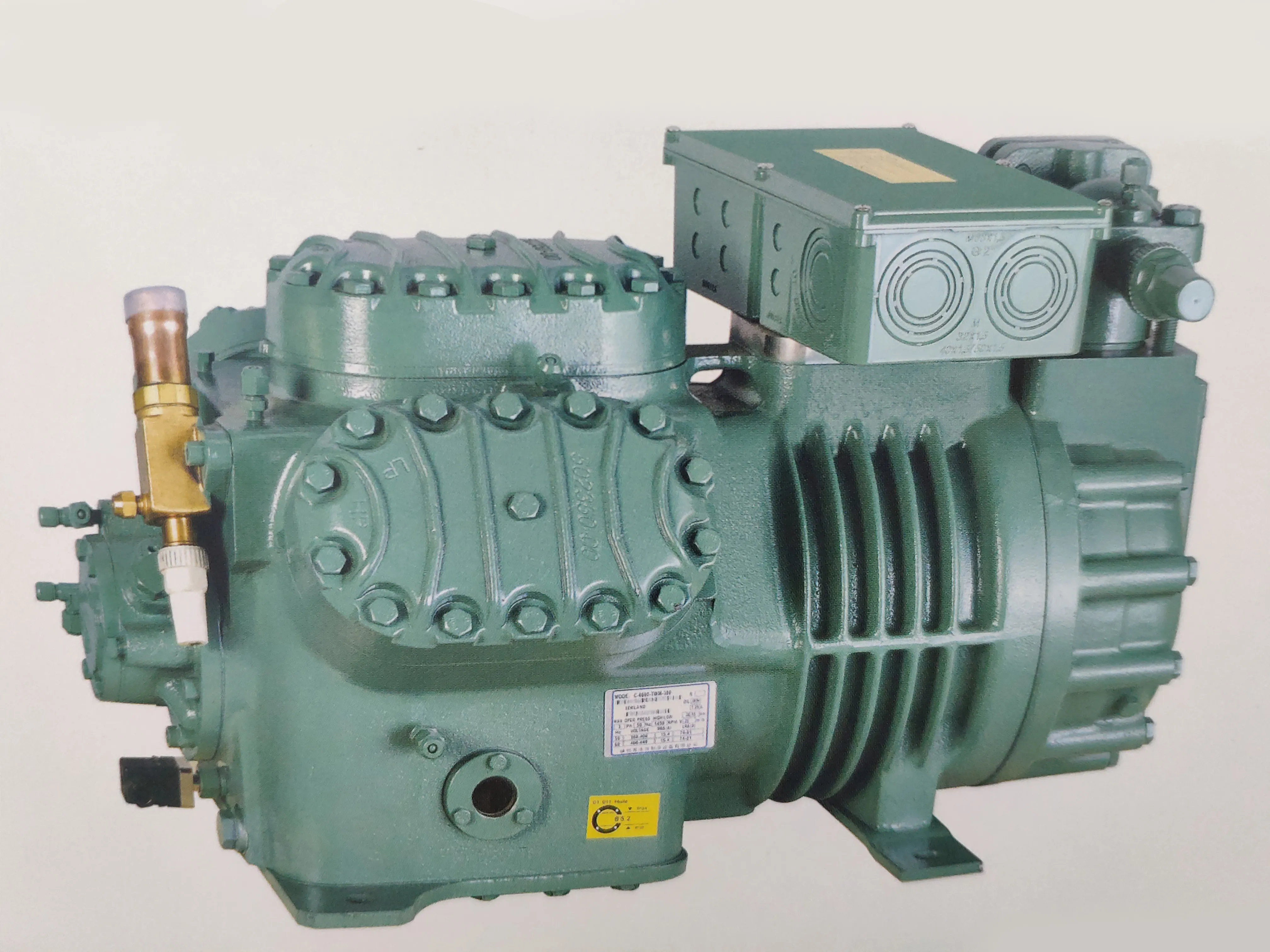 Semi Closed Piston Refrigeration Compressor 6WD 25.2 Durable, Efficient ...