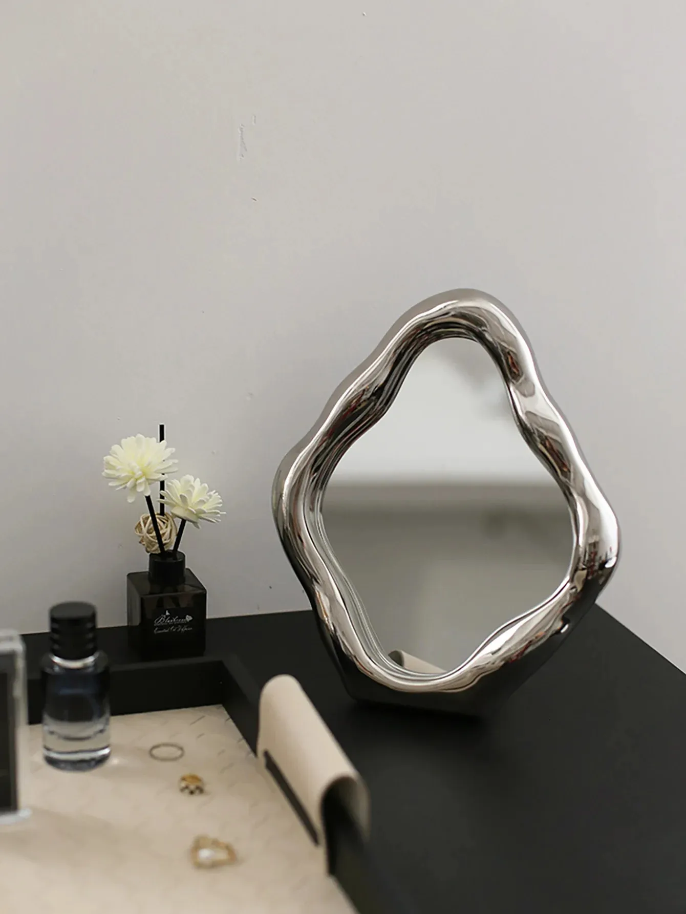 Irregular Vintage Dresser Mirror, High Color French Makeup Mirror ...