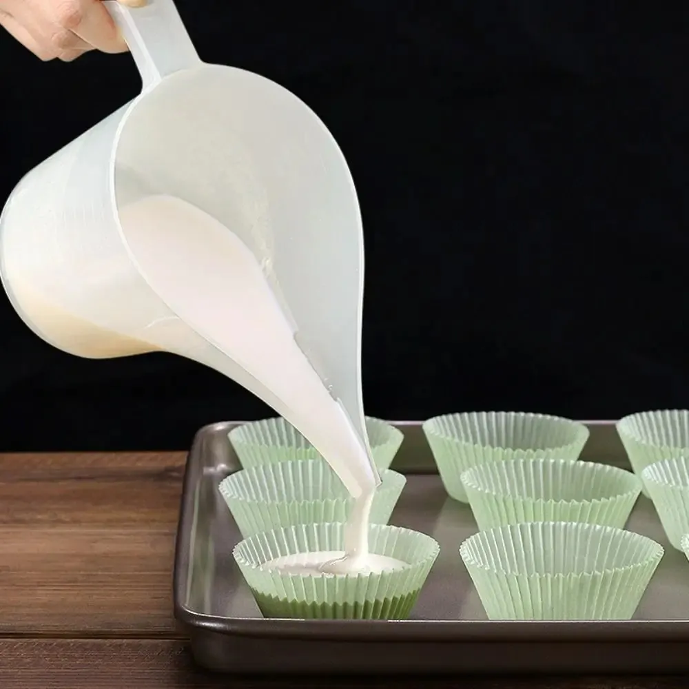 1000ML Pointed Spout Plastic Japanese Rice Cup Size For Liquid ...