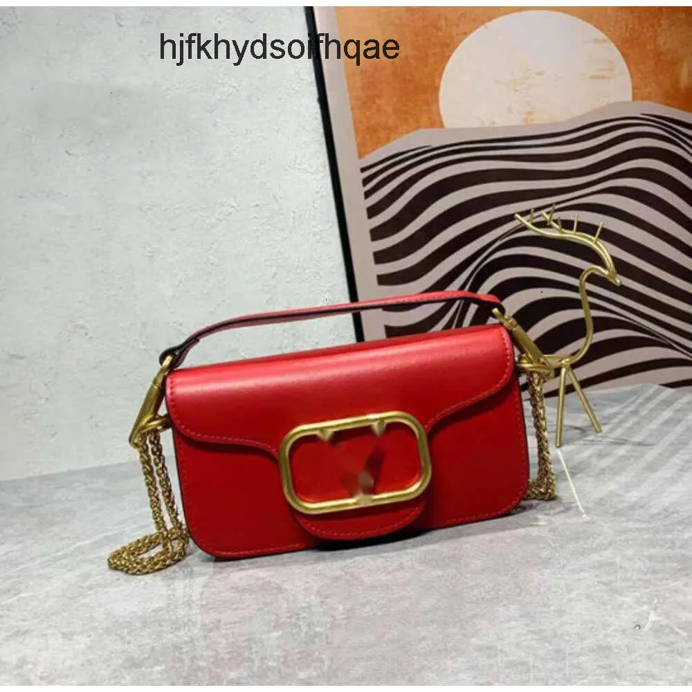 New Fashion Designer Vo Chain Red Crossbody Baguette Shoulder Red ...