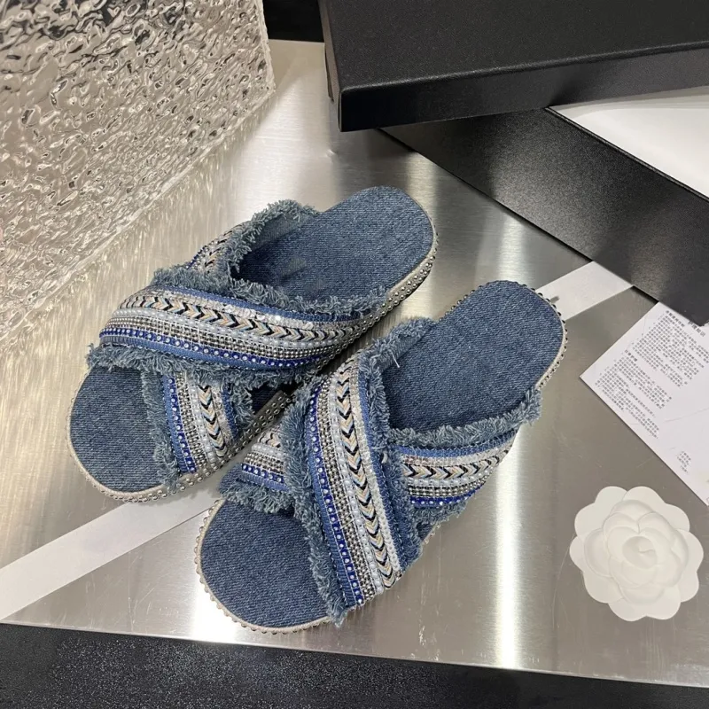 Luxury Designer Flat Platform Catwalk Slippers With Unique Cross Design ...