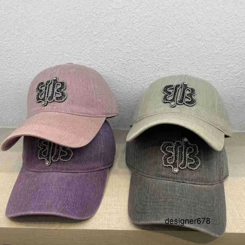 Women's Designer Old Style Baseball Caps Japanese And Korean Double Row ...