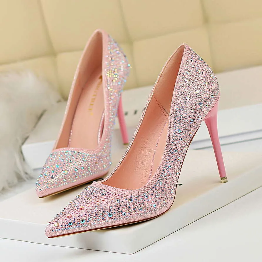 Wholesale Korean Fashion Diamond High Heel Single Wedding Shoes For ...