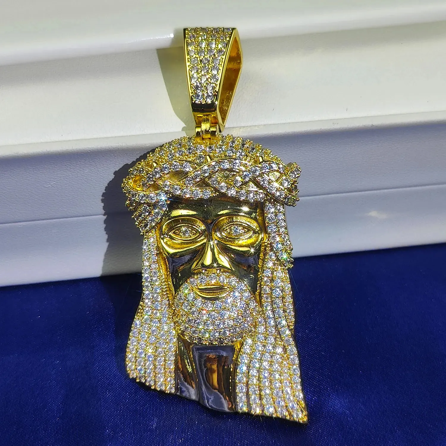Iced Jesus Head Necklace Pendant Hip Hop Zircon Gemstone Mens Charm ...