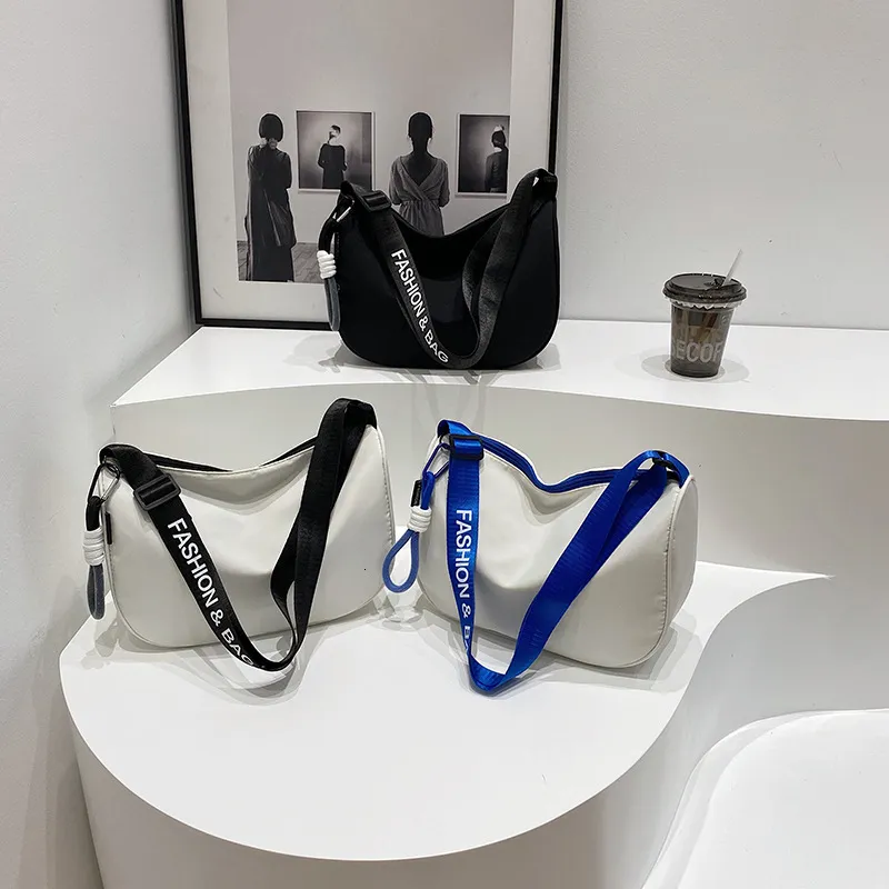 Versatile Women's Tote Bag Trendy Shoulder Bag With Durable Texture For ...