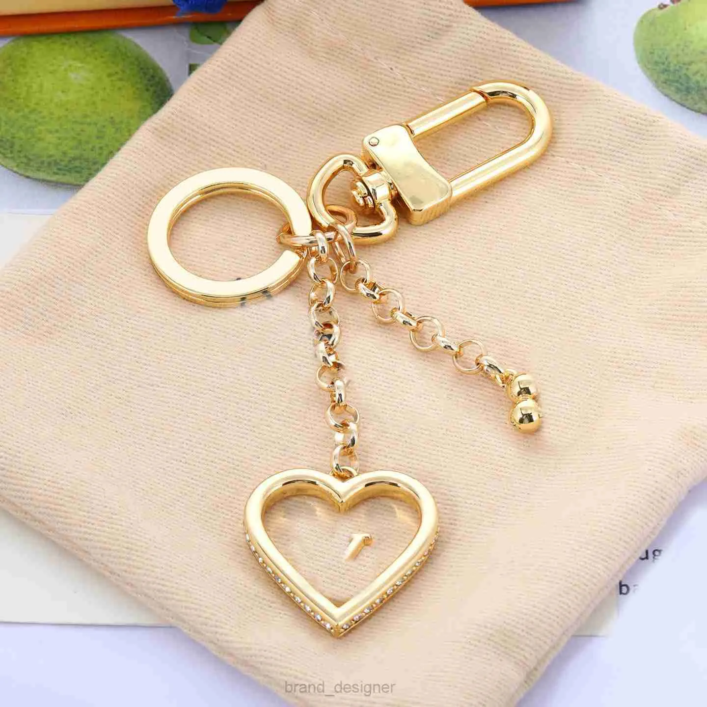 Key Holder Keychain For Women Premium Leather Keychain With Card And ...