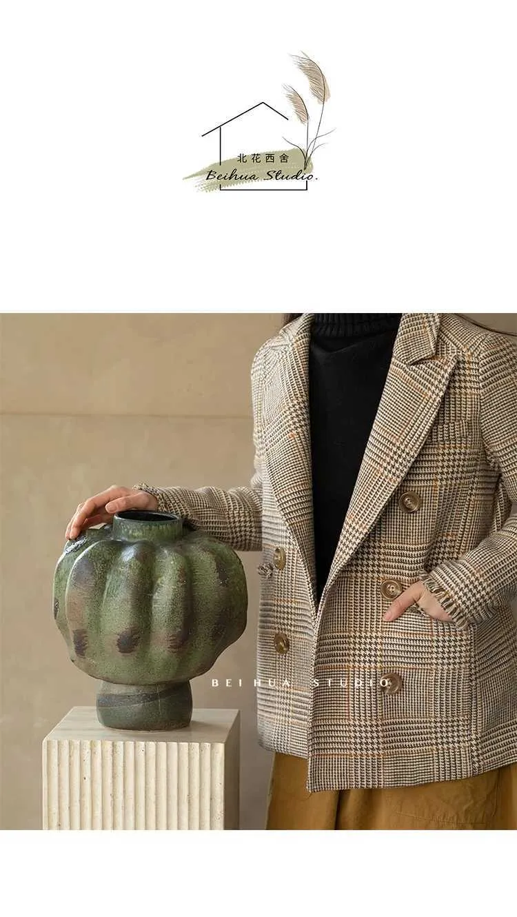 Green Ceramic Vase With Abstract Gourd Irregular Patterns, Handicraft ...