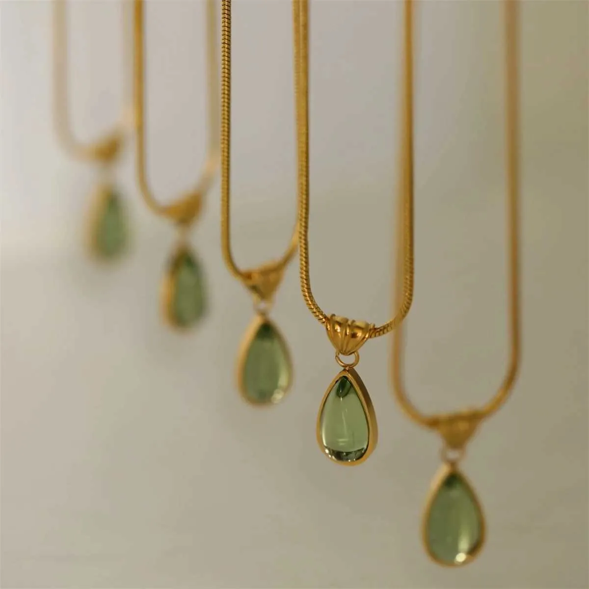 Blue Water Droplet Necklace: French Style Collarbone Chain In Titanium ...
