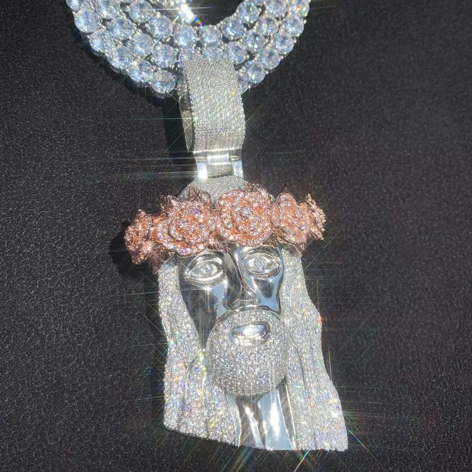 Rose Gold Twe Tone Huge Spooky Big Jesus Head Zircon... From Aod5868 ...