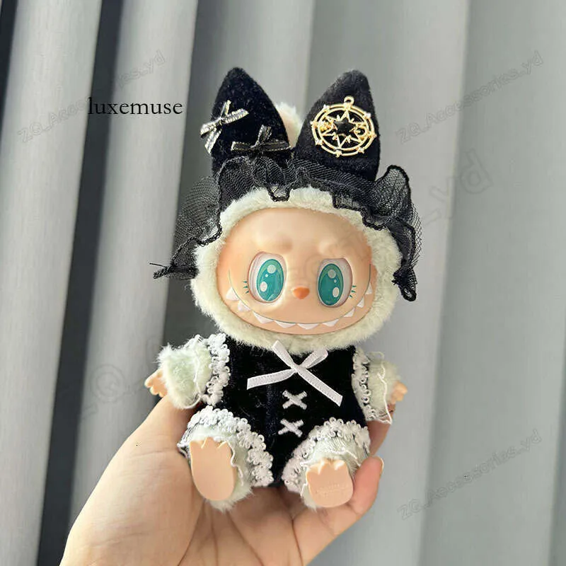 Popmart Labubu Labubu The Monsters V3 Series Teddy Vinyl Base Toy ...