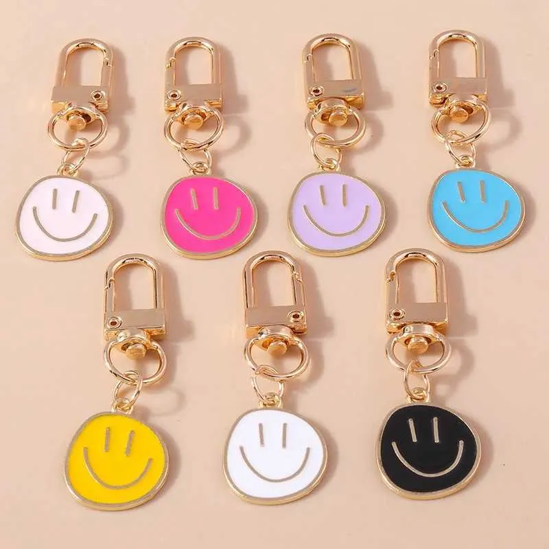 Smiling Face Emoticon Smiley Face Keychain Cute Pendant For Men And ...