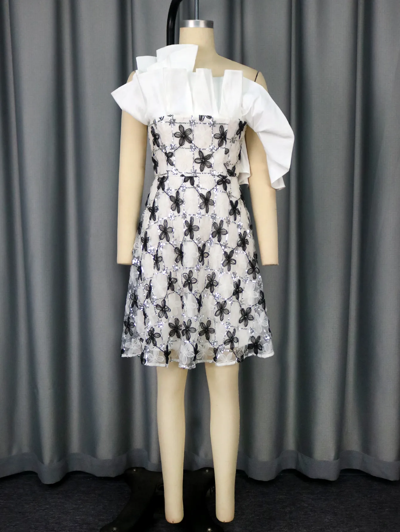 Sexy Young Girls Wedding Club Shopping Wear Off... From Aomeidress, $38 ...