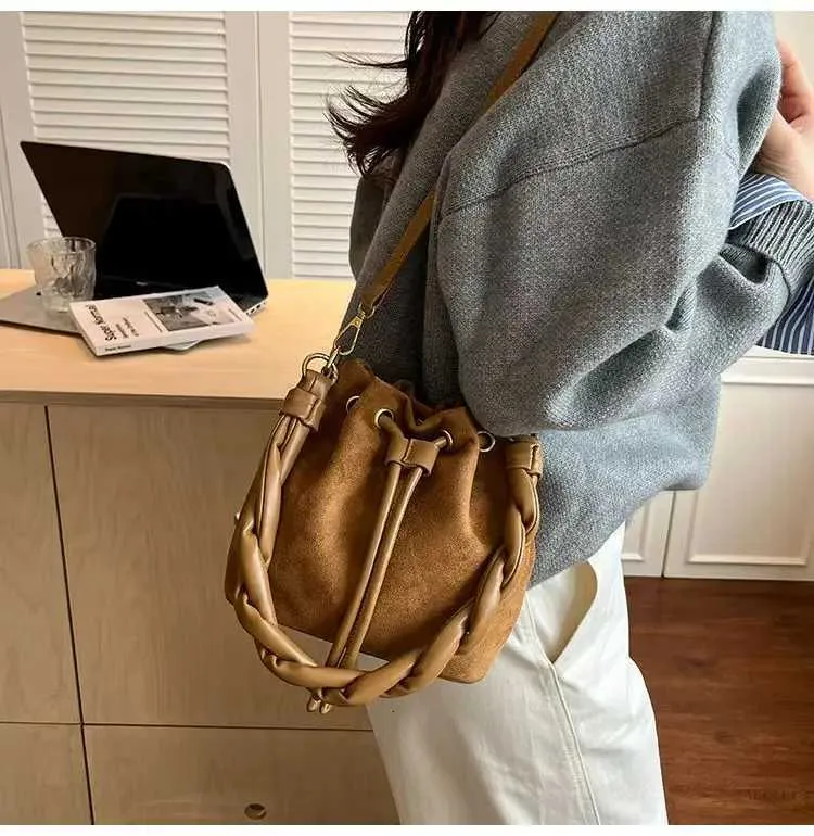 2025 New Deerskin Leopard Print Small Handbag, Fall/Winter Fi Drstring ...