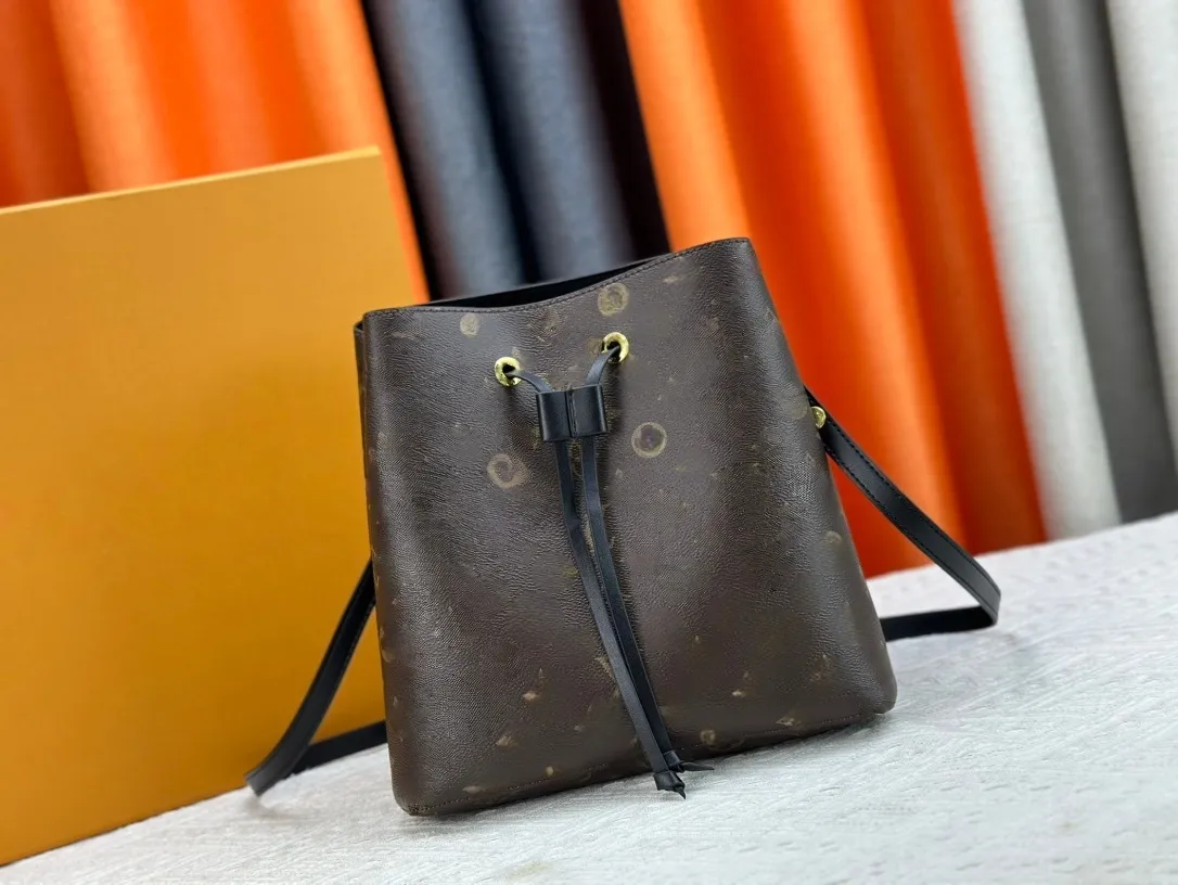 Drawstring Bucket Bag: Luxury Shoulder, Tote, and Messenger Bag ...
