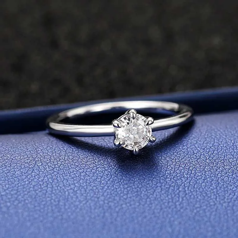 Huitan Chic and Simple Round Cubic Zirconia Women's Rings Timeless ...