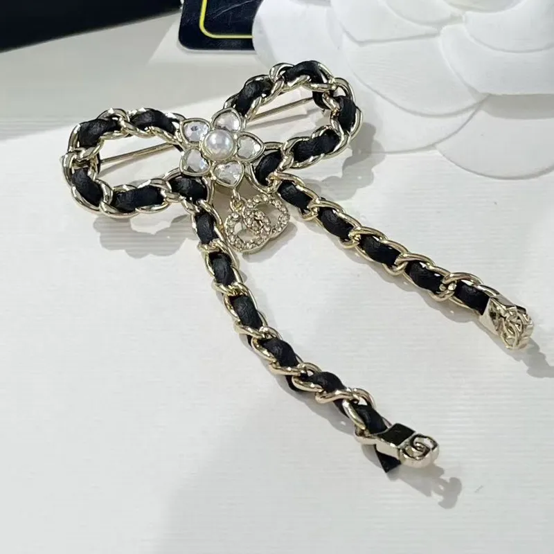 Crystal Letter Brooches Copper Material Men Women's Never Fading ...